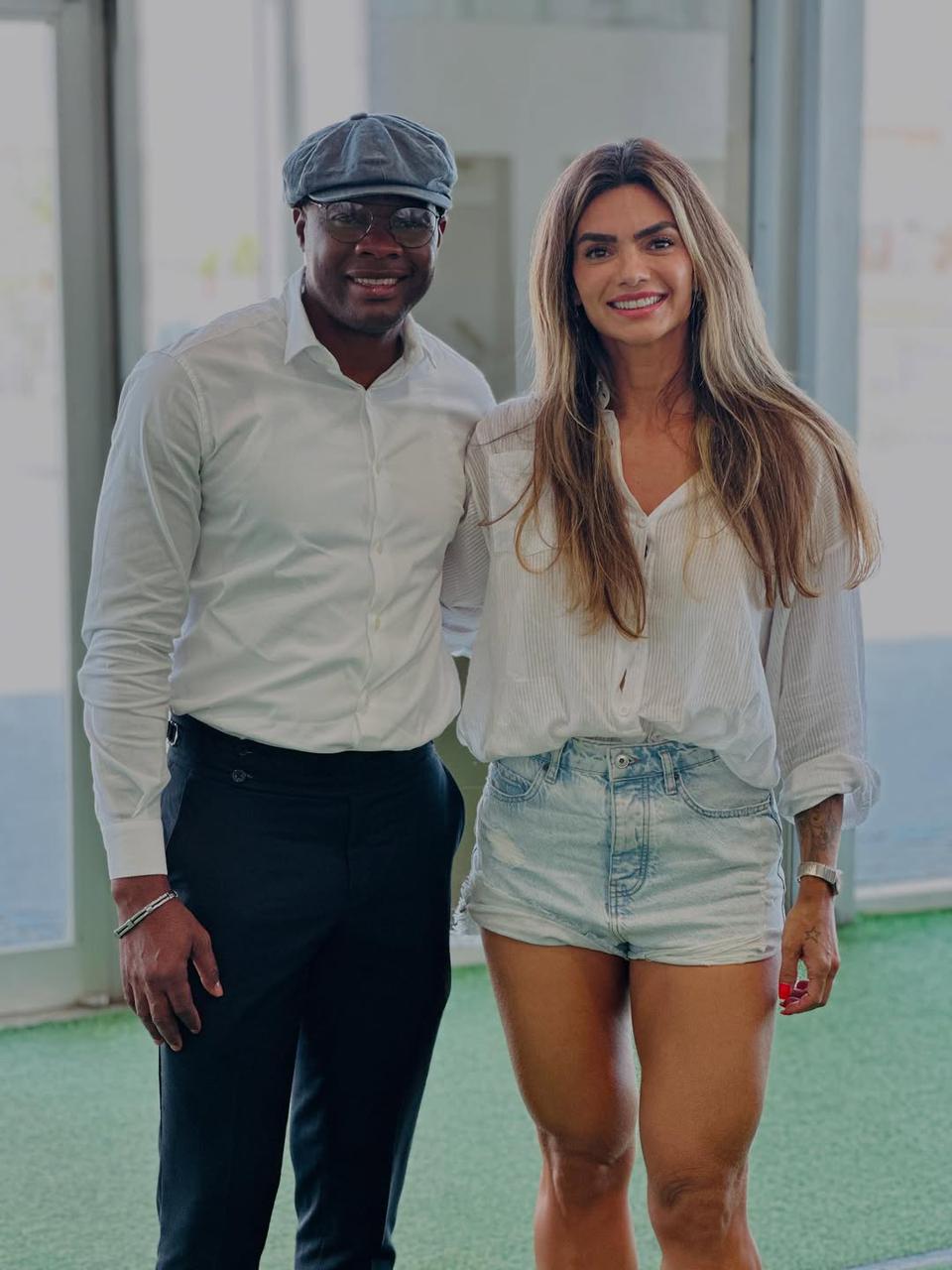 COSTA VILOLA BRINCA SOBRE ENCONTRO COM KELLY KEY: “ALGUÉM SABE QUEM É ...