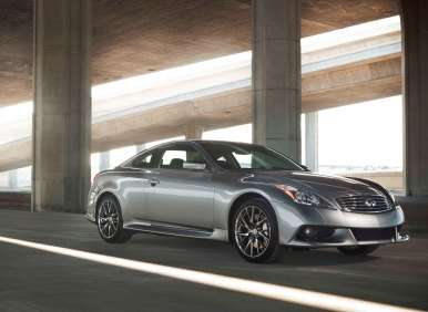 2012 Infiniti G37xS Road Test and Review | Autoweb