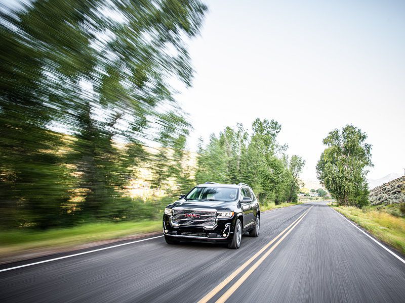 2020 GMC Acadia Road Test and Review | Autoweb