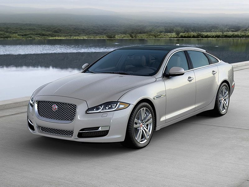 10 Most Roomy Sedans | Autoweb