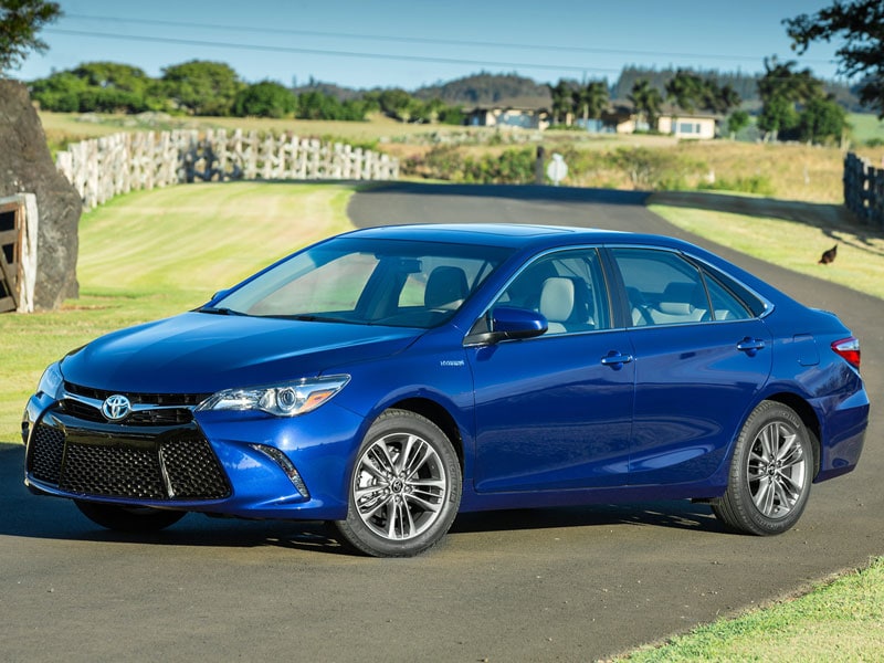 10 Things You Need to Know About the 2016 Toyota Camry | Autoweb