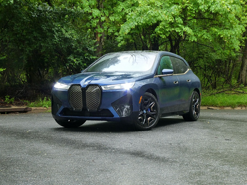 2024 BMW iX Road Test and Review | Autoweb