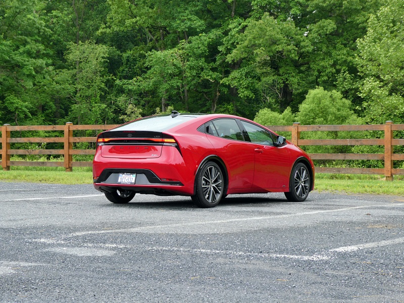 2024 Toyota Prius Road Test and Review | Autoweb
