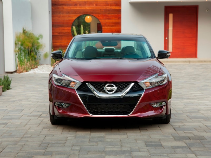 10 Things You Need To Know About The 2016 Nissan Maxima | Autoweb