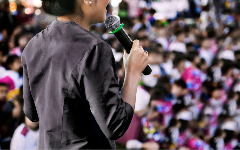 MC (Master of Ceremonies) ผู้กุมชะตา ทุกงานอีเวนต์สำคัญ เลือกยังไงให้ ...