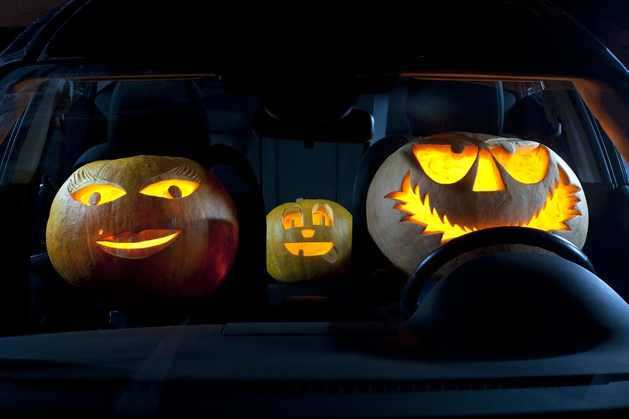 13 Halloween Safe Driving Tips | Autoweb