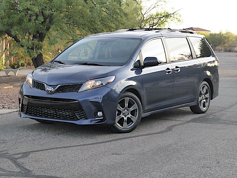 2020 Toyota Sienna Road Test and Review | Autoweb