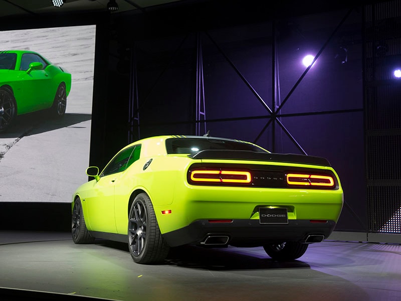 2015 Dodge Challenger Becomes 5-Star Safety Champ | Autoweb