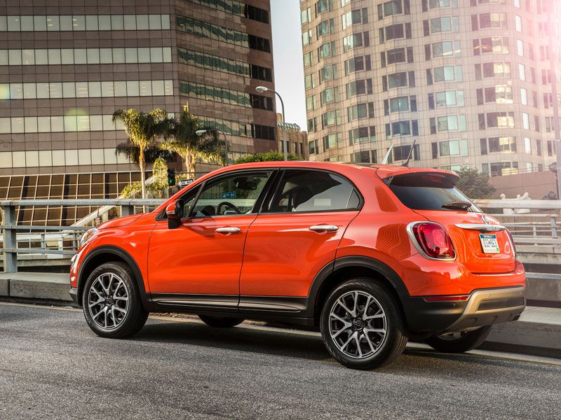 10 of the Most Stylish SUVs | Autoweb