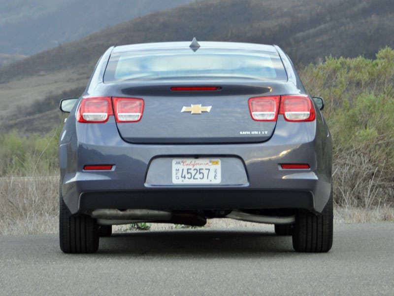 2014 Chevrolet Malibu Midsize Sedan Road Test and Review | Autoweb