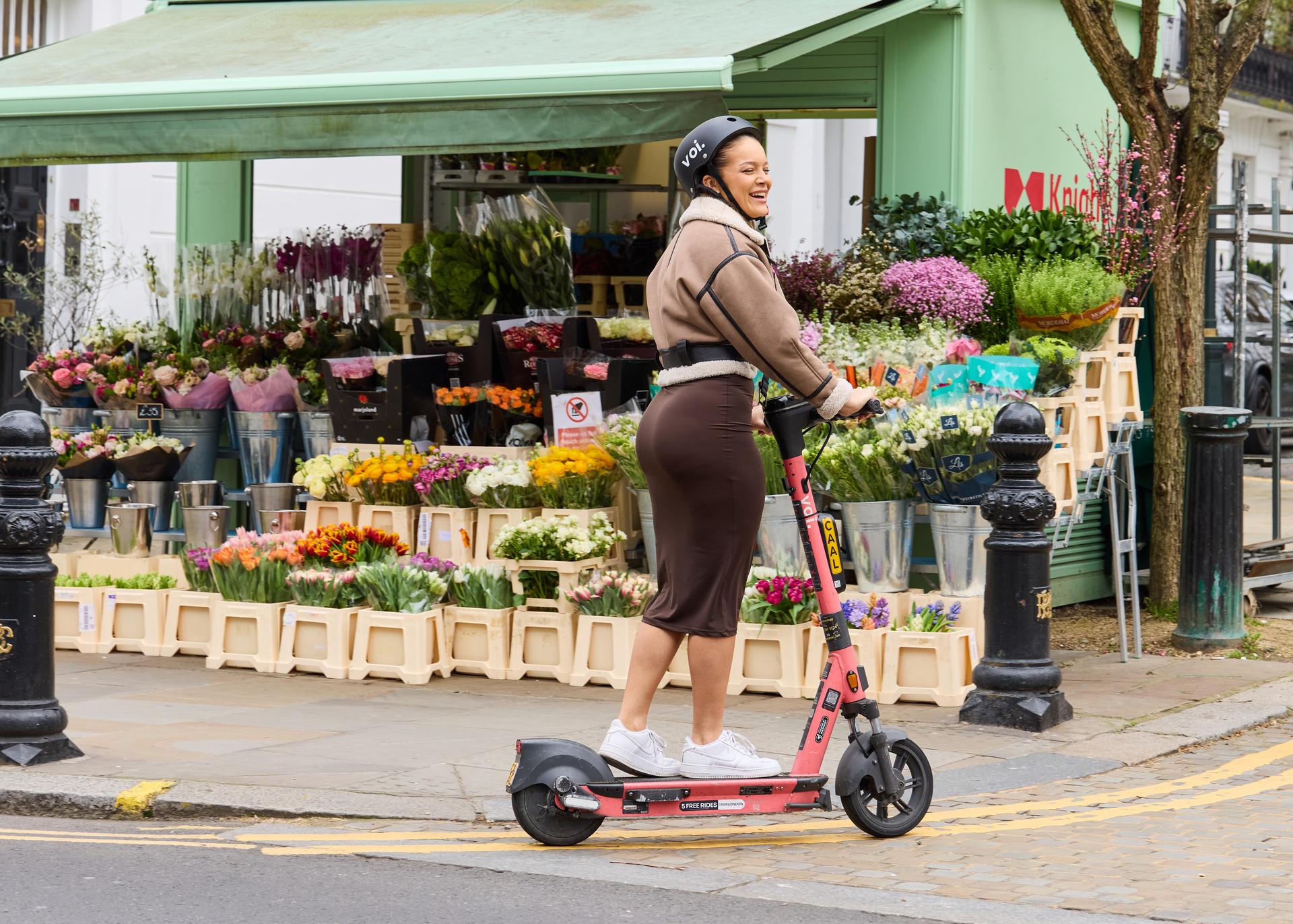 Voi | Save pounds and pennies with Voi in the UK