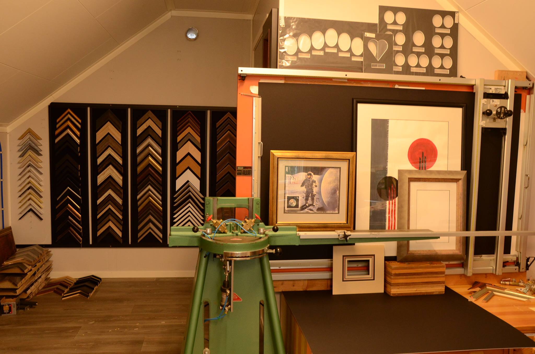 Opplev Asbjørns Rammeverksted