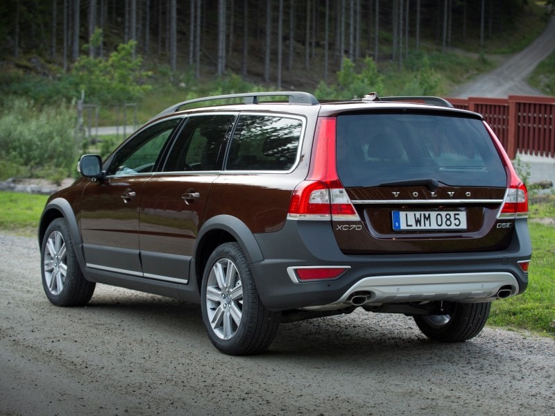 10 Things You Need to Know About the 2016 Volvo XC70 | Autobytel