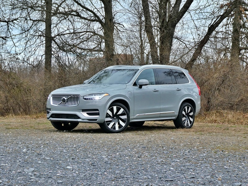 2024 Lexus TX 550h+ vs. 2024 Volvo XC90 Recharge Plug-In Hybrid | Autoweb