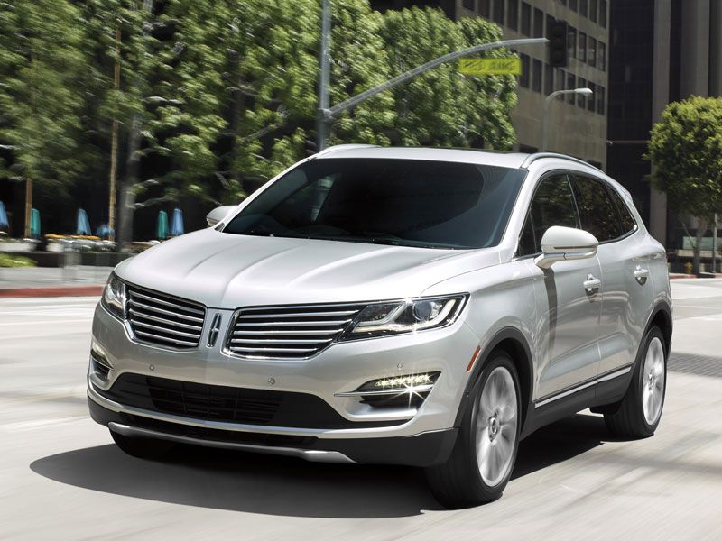 10 Best Crossovers with a Panoramic Sunroof | Autoweb