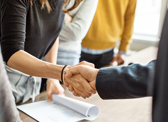 Das Karriere-Portal der IHK-AHK-DIHK-Organisation