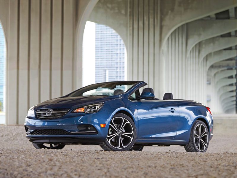 10 Convertibles with the Most Legroom | Autoweb