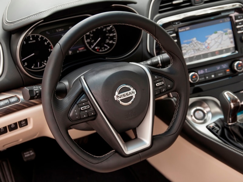10 Things You Need To Know About The 2016 Nissan Maxima | Autoweb