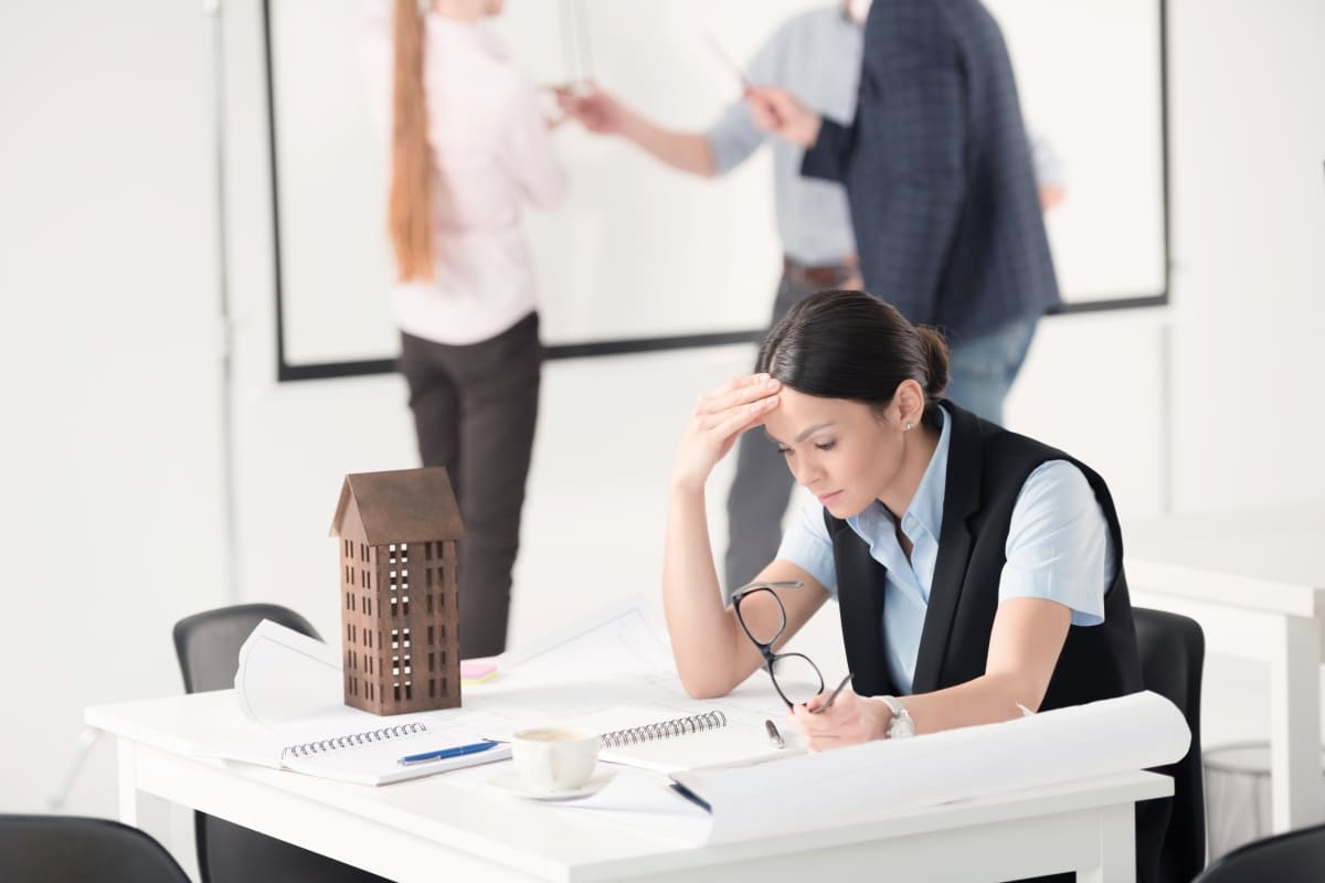 Pelajari Disini: 7 Cara Mengatasi Distraksi di Tempat Kerja - Jobstreet ...