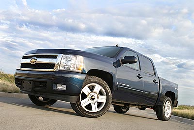 2007 Chevrolet Silverado Review | Autobytel