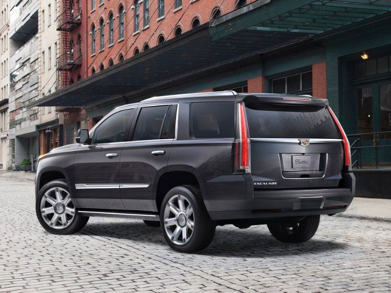 2017 Cadillac Escalade vs. 2017 Range Rover: Which is Best? | Autoweb