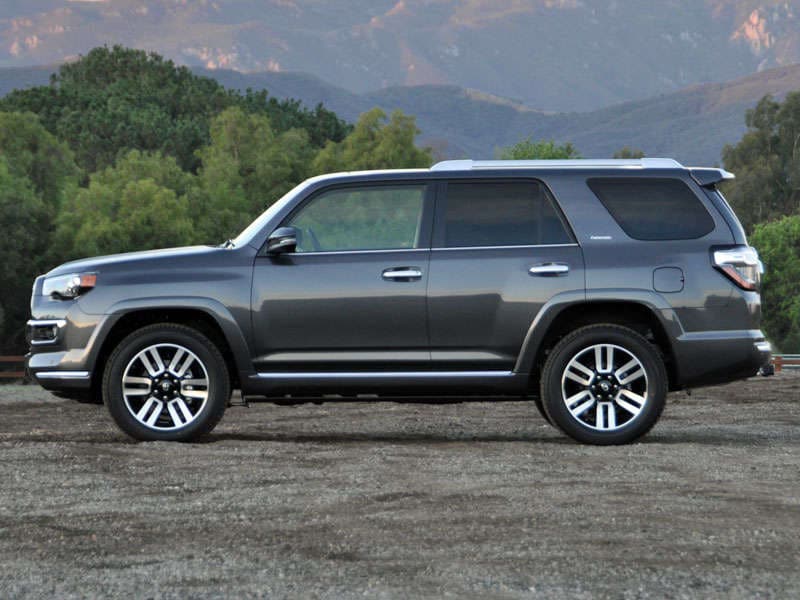 2014 Toyota 4Runner Road Test and Review | Autoweb