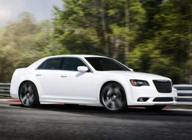 2013 Chrysler 300 SRT8 Road Test & Review | Autoweb