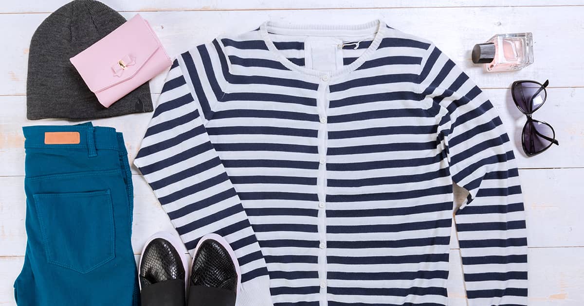 How to Dress for Success – A Guide to Business Attire (with examples ...