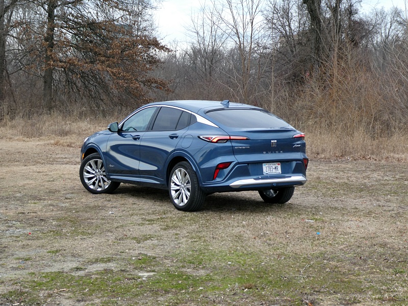 2024 Buick Envista vs. 2024 Honda HR-V | Autoweb