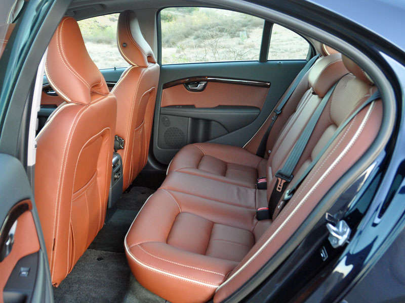 2014 Volvo S80 Luxury Sedan Road Test and Review | Autoweb