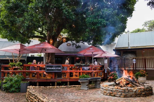 Fairy Knowe Backpackers | Adventure Backpackers in the heart of the ...