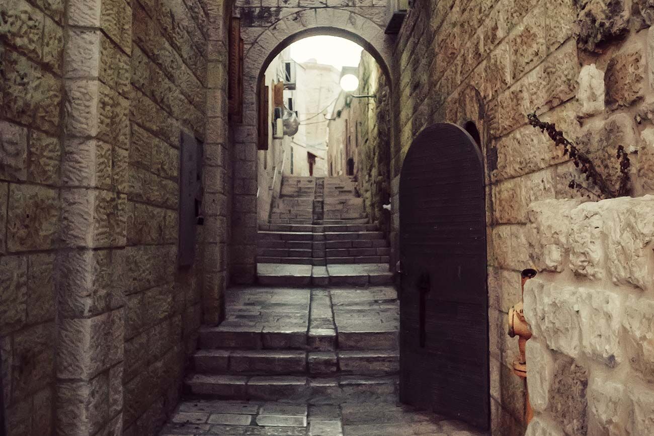 The Way the Truth and the Life | Torah Portions | FFOZ