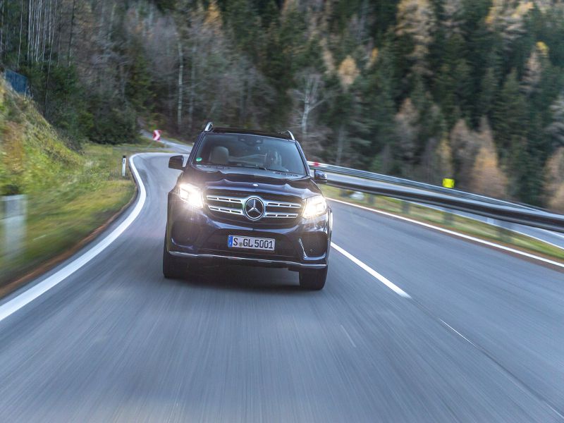10 Best SUVs With Adaptive Cruise Control | Autoweb