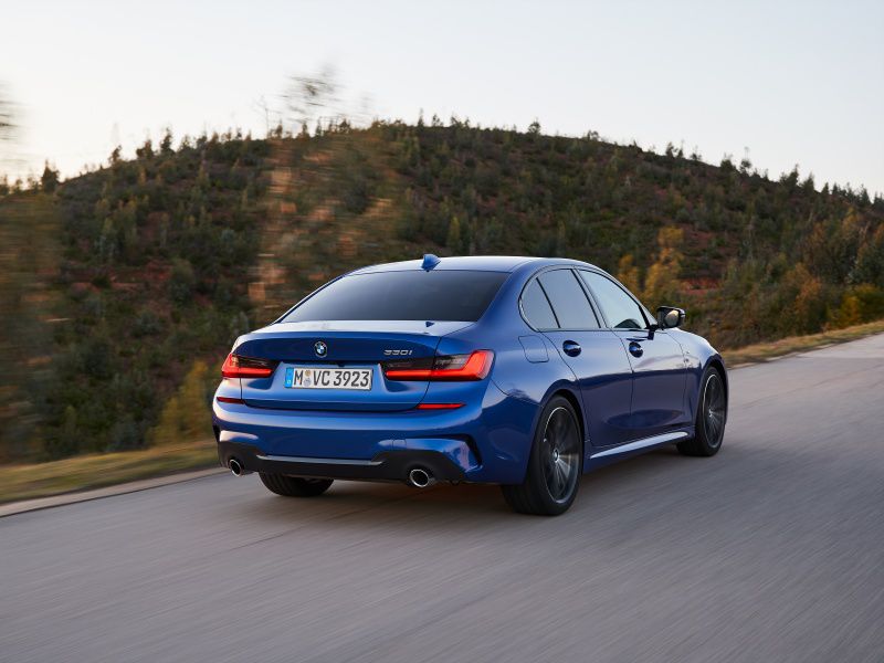 2022 BMW 3 Series Road Test and Review | Autoweb