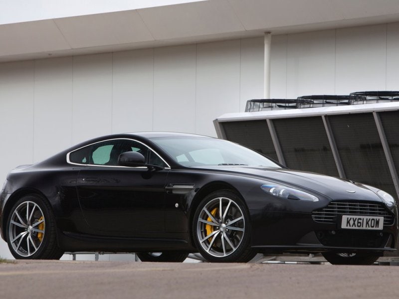 10 High End Sports Cars for 2015 | Autobytel