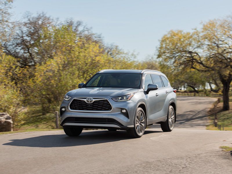 10 Things You Need to Know About the 2020 Toyota Highlander | Autoweb