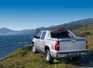 2012 Chevrolet Truck and 2012 GMC Truck Buying Guide | Autoweb