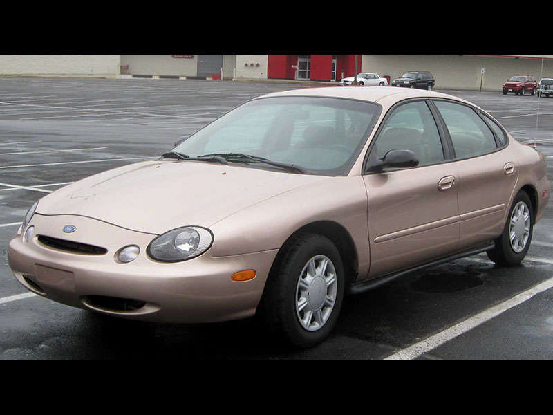 History of the Ford Taurus in Photos | Autoweb