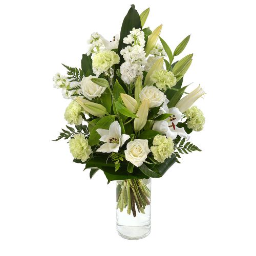 How Can You Style Flowers For A Green Colour Palette