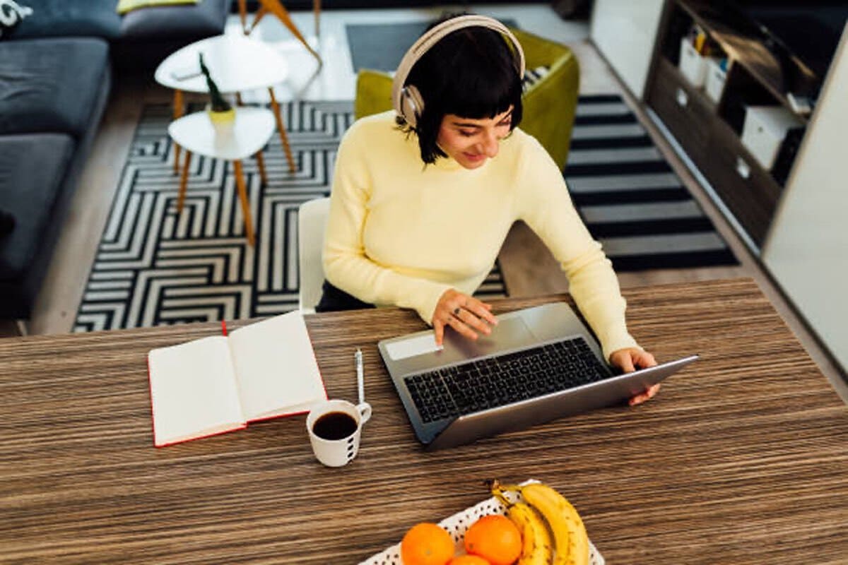 Apa Itu Stack? Ini Arti, Kelebihan, dan Kekurangannya - Jobstreet Indonesia