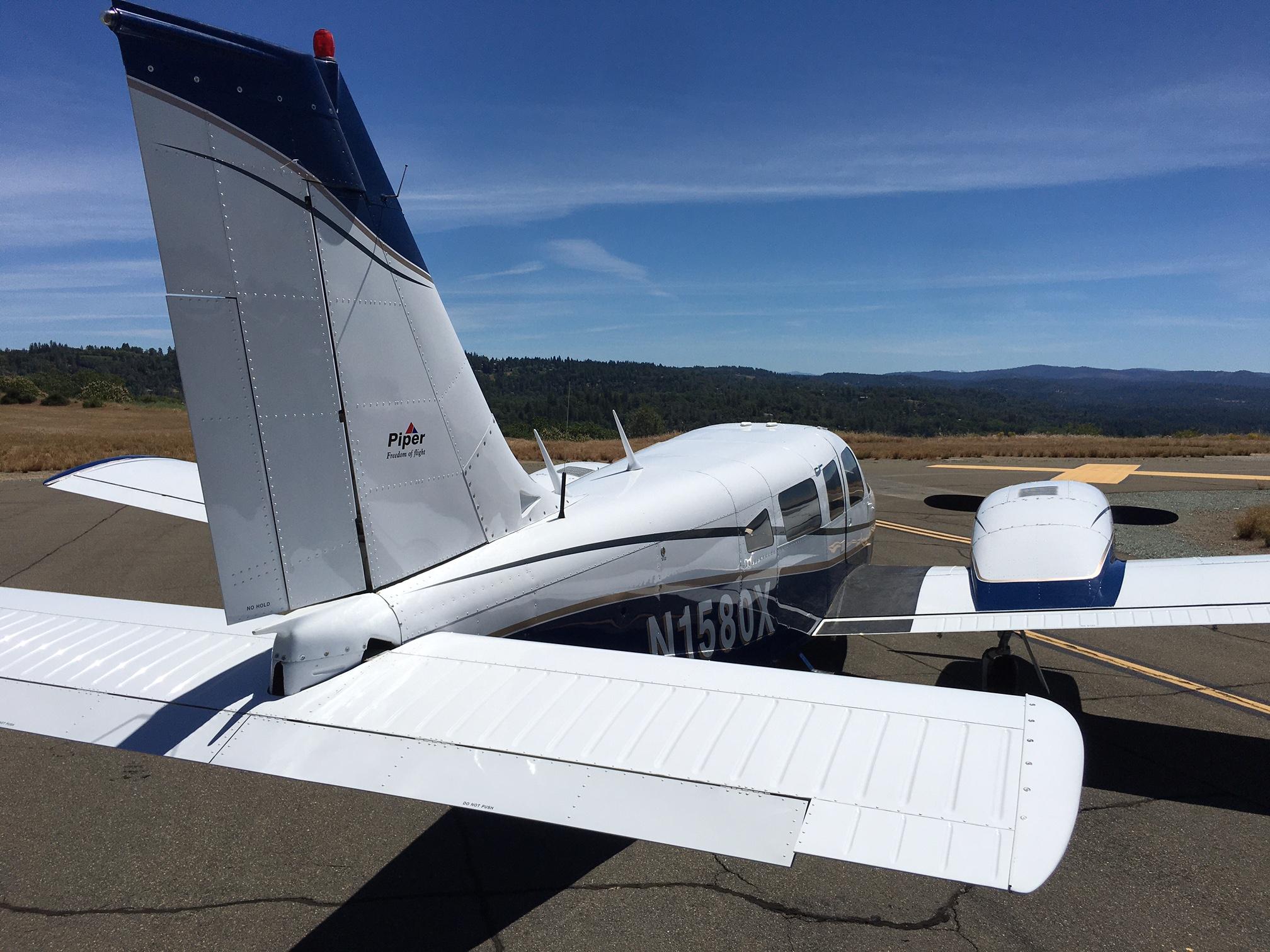1975 Piper Seneca II PA-34 $219,500 - (Here at Placerville) - N1580X