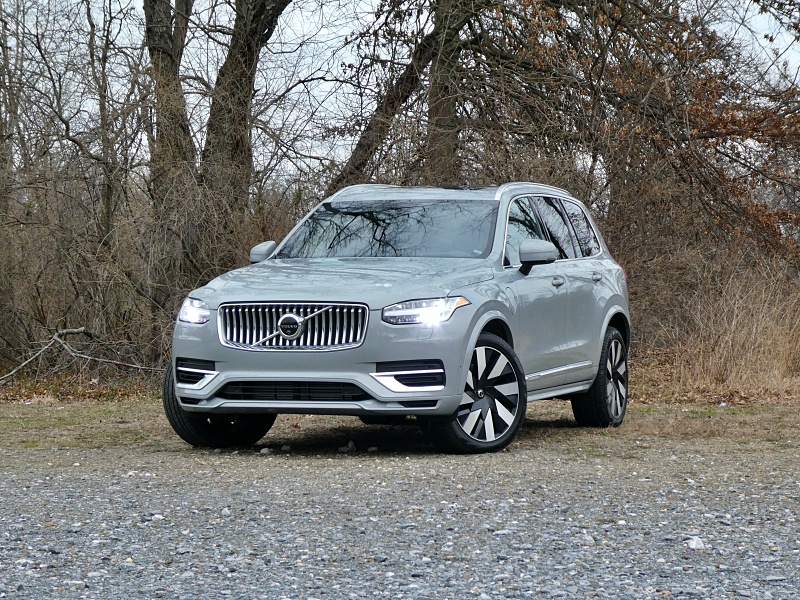 2024 Volvo XC90 Road Test and Review | Autoweb