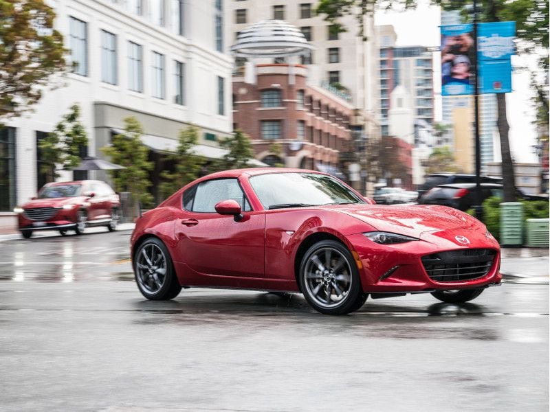 10 Reasons the 2017 Mazda MX-5 Miata is the AutoWeb Buyer’s Choice Best Convertible | Autoweb