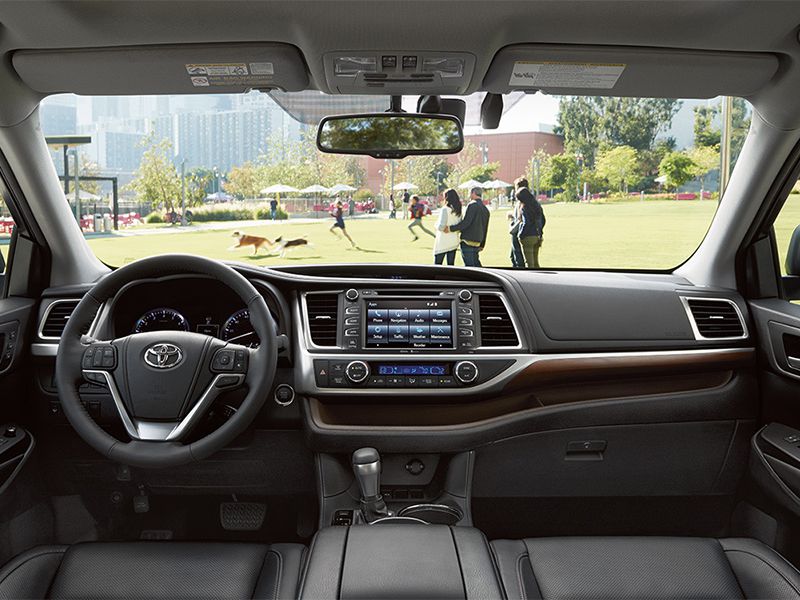 10 Best Crossover Interiors | Autoweb