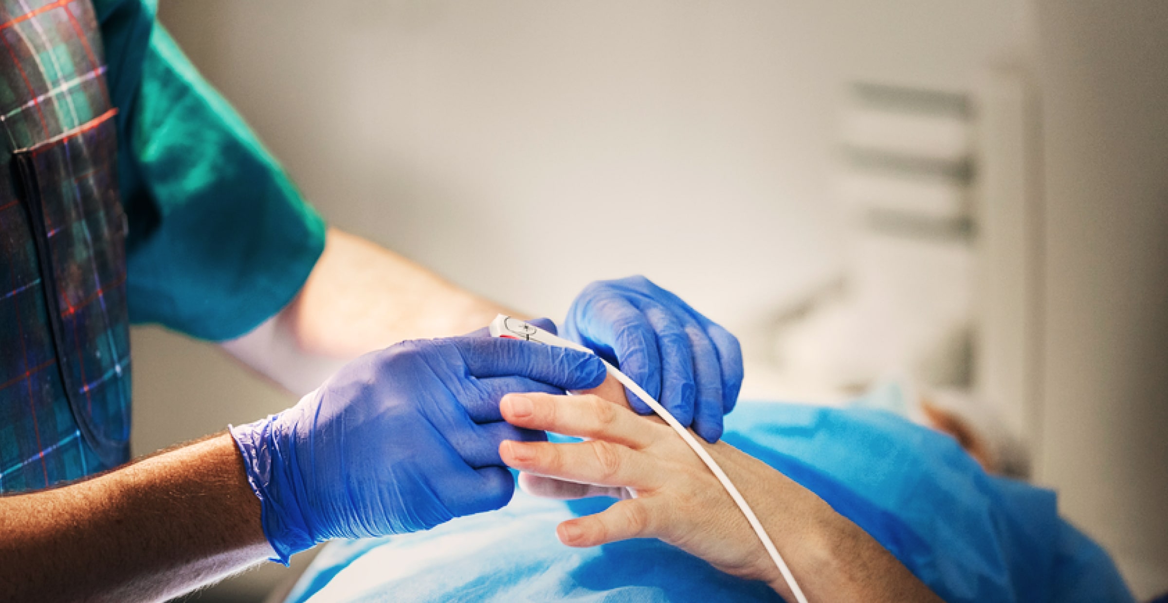 Operating Room (OR) Travel Nurse Salary | Nomad Health