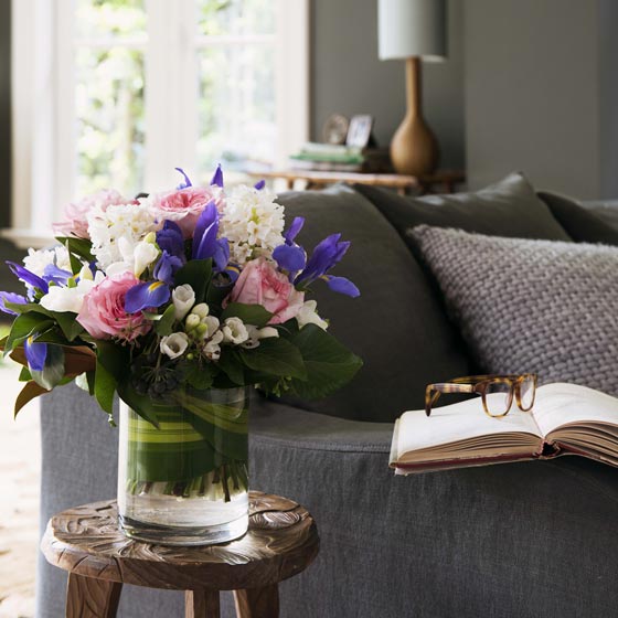 4 Reasons you should have fresh flowers in your home | Interflora