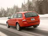 2005 Volvo V50 First Drive | Autoweb