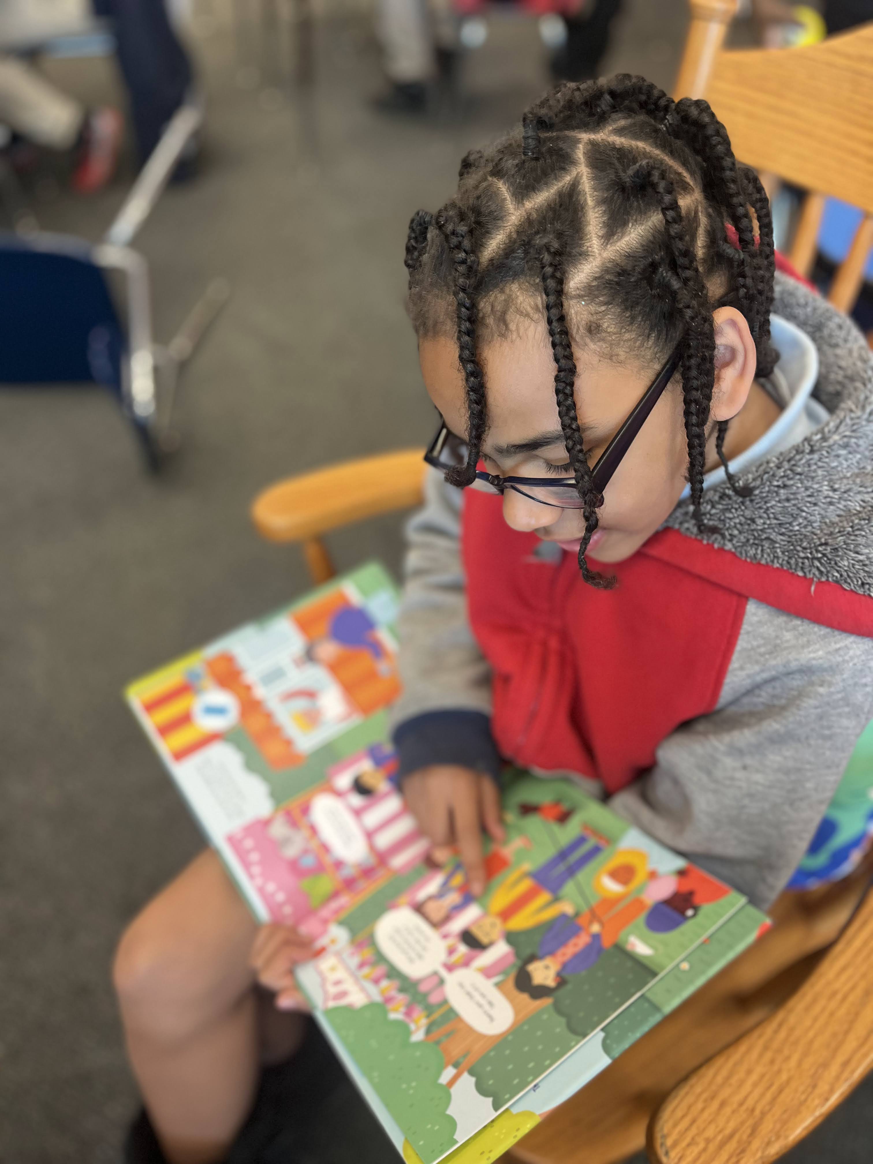 How Engaging Illustrations in DK Books Pique Students’ Interest in Reading