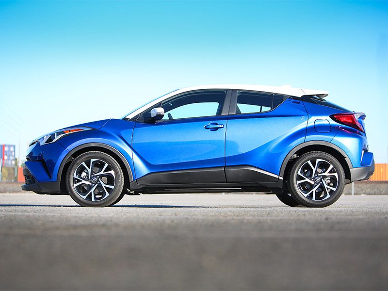 10 of the Most Stylish SUVs | Autoweb