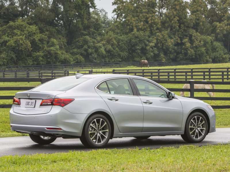 10 Things You Need To Know About The 2015 Acura TLX | Autoweb